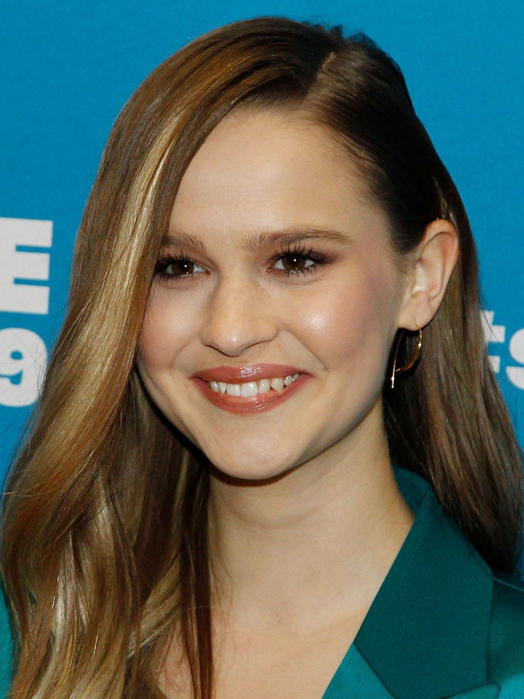 Classify Danish actress Clara Rugaard